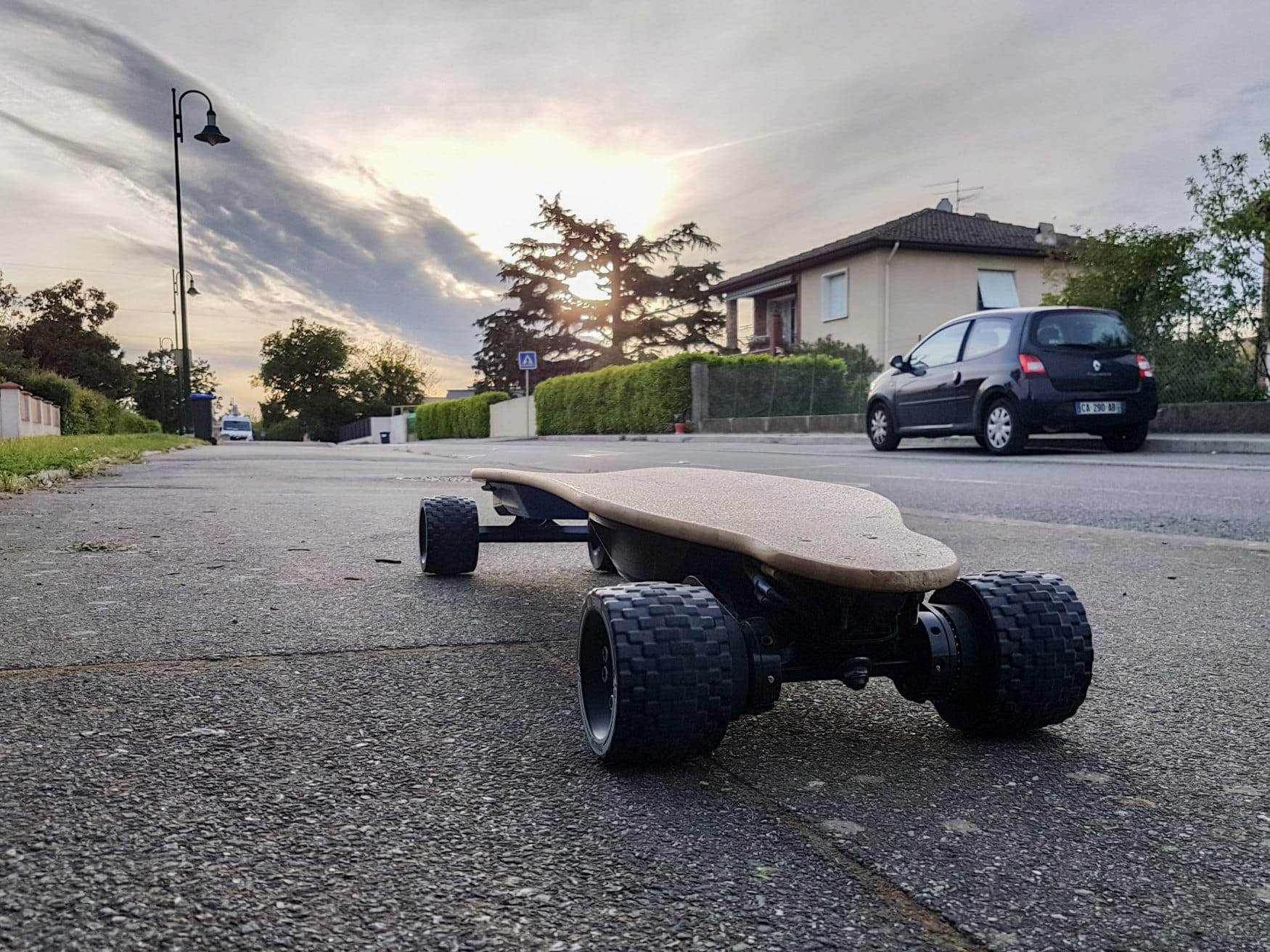 Quel est le meilleur skateboard électrique