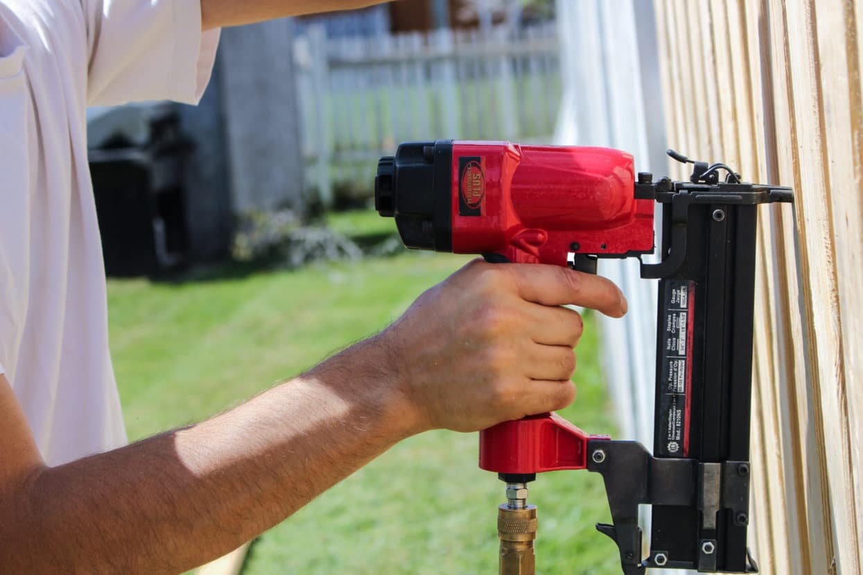 Comment choisir la meilleure cloueuse?